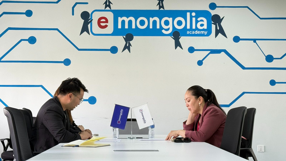 E-Mongolia-гаар дамжуулан БОУАӨЯ-ны 99 үйлчилгээг цахимаар авах боломжтой